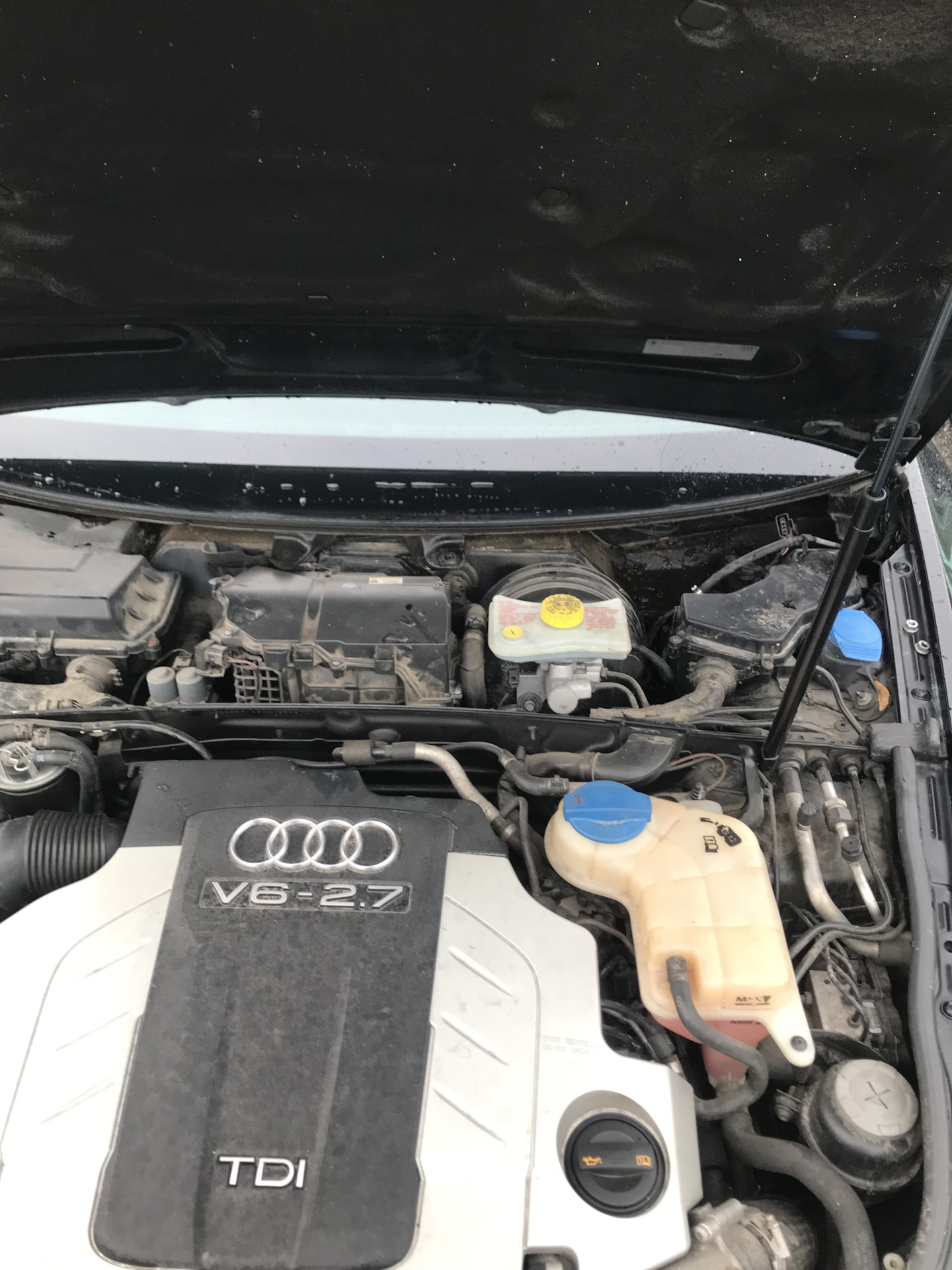 Трапеция дворников — Audi A6 Avant (C6), 2,7 л, 2007 года | своими ...