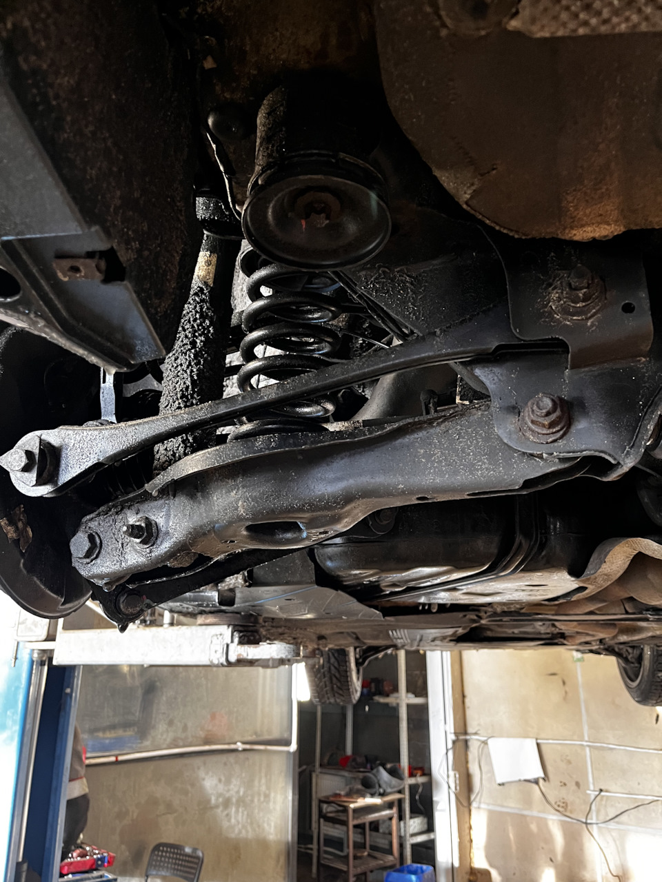 Запись №13 ️ ТО, опоры АКПП, плавающие сайленты, болты развала ...