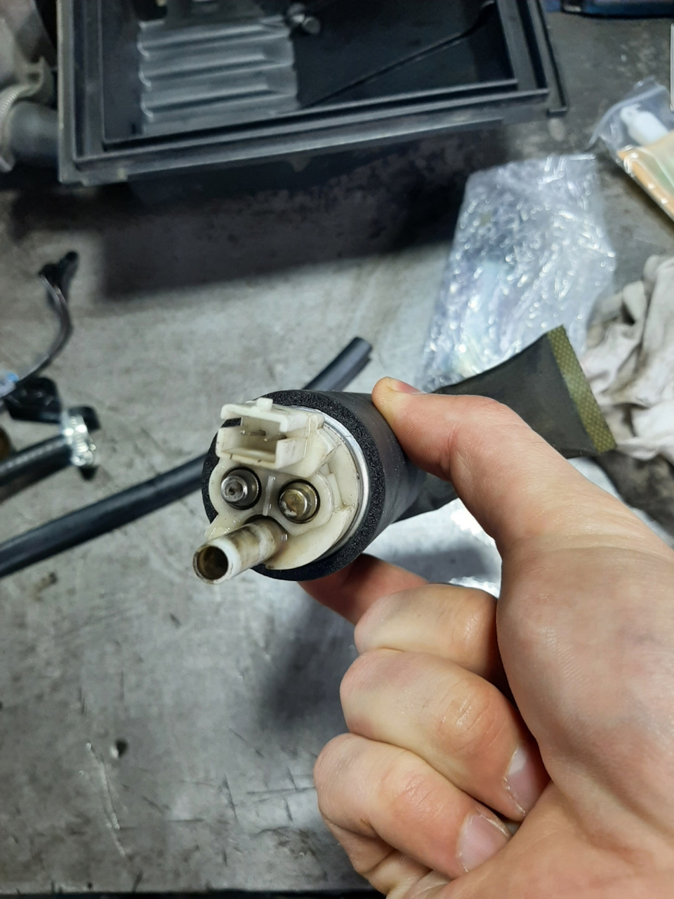 Замена бензонасоса sierra ohc 2.0 — Ford Sierra, 2 л, 1991 года ...