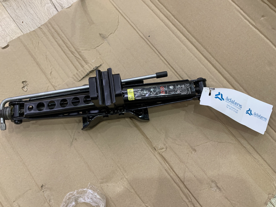 Подарочки из той самой Швеции. — Volvo XC70 III, 2,4 л, 2008 года ...