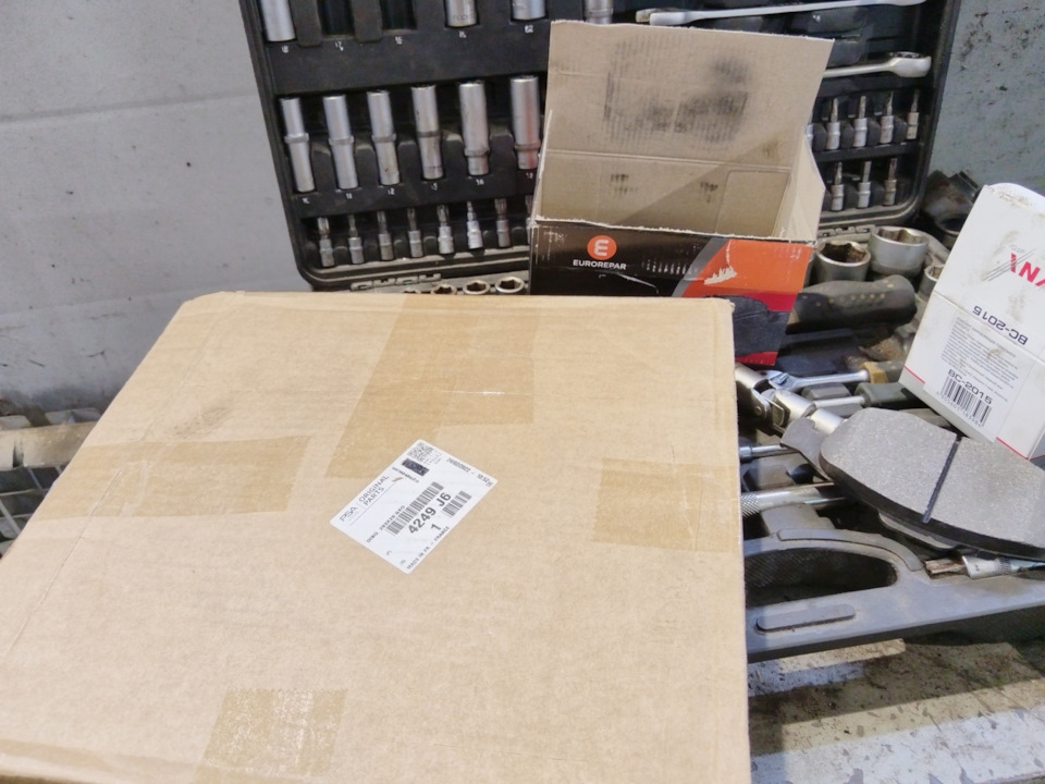 4249J6 Диск тормозной передний PSA 308,408, C4, Partner B9 08-> Peugeot ...