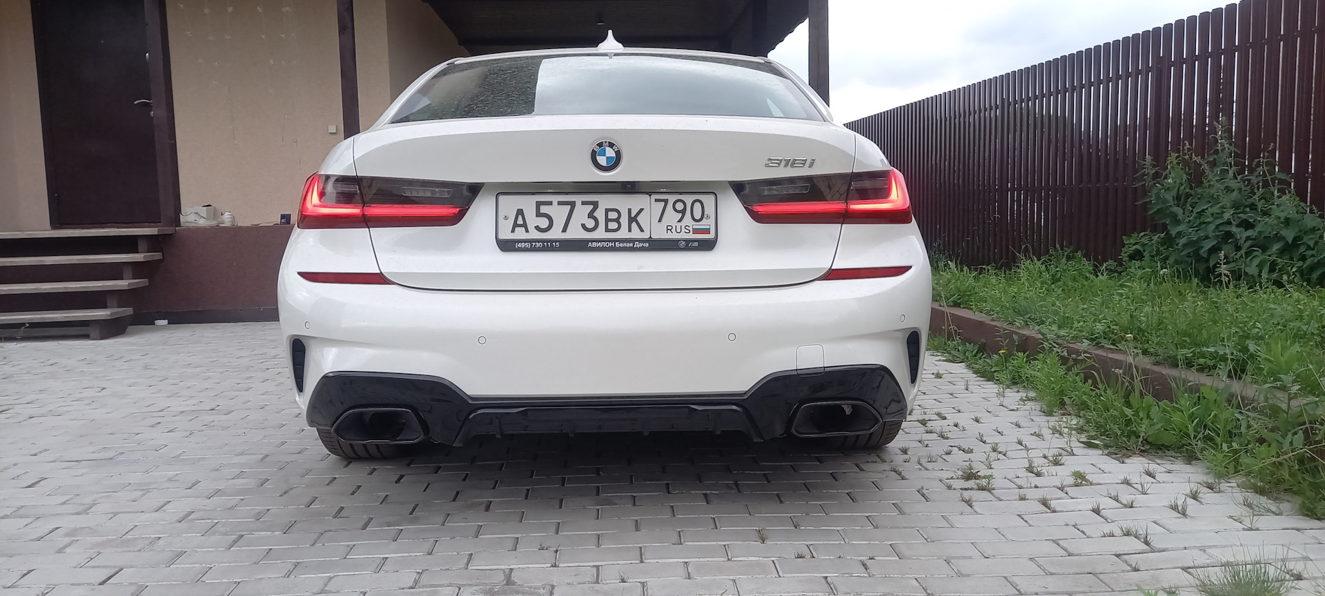 Установка черных насадок от 340i и заднего диффузора — BMW 3 series ...