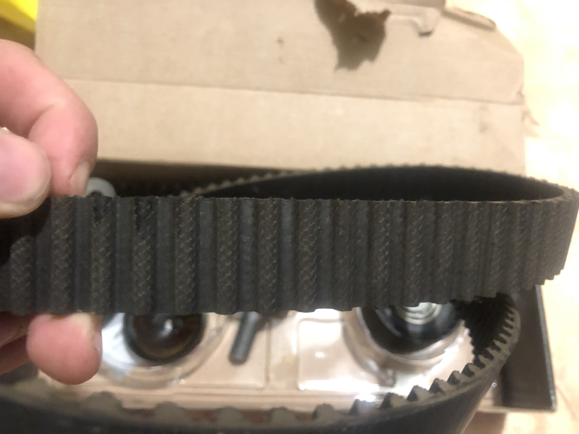 Замена ГРМ, и ремня оборудования — Renault Duster (1G), 2 л, 2016 года ...