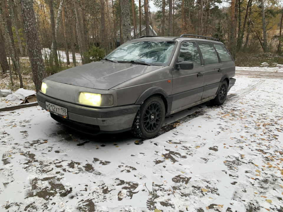 Глубокий присед «делай раз!» — Volkswagen Passat B3, 1,8 л, 1988 года ...