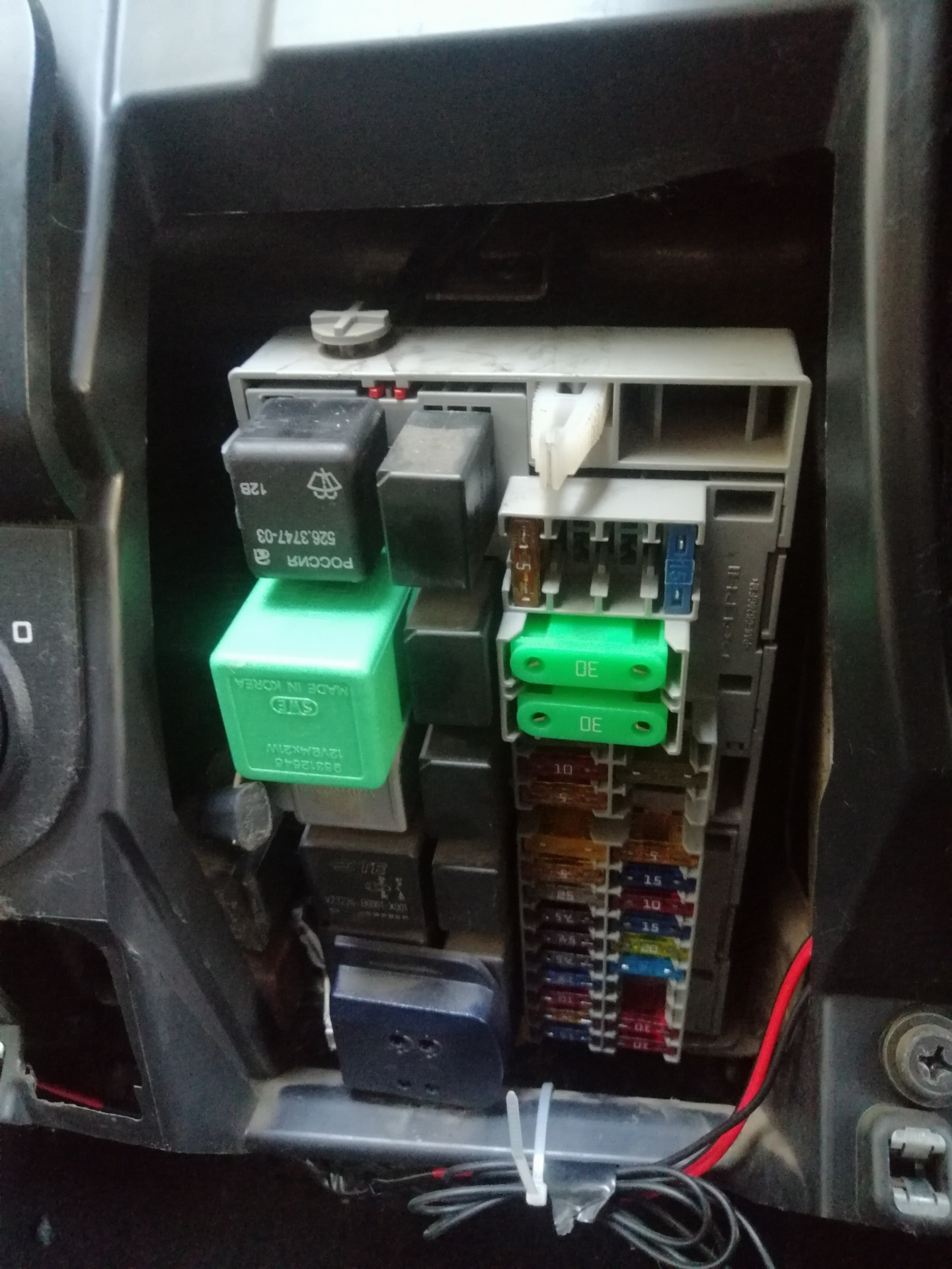 РЭле. — LADA Калина 2 универсал, 1,6 л., 2015 года | электроника | DRIVE2