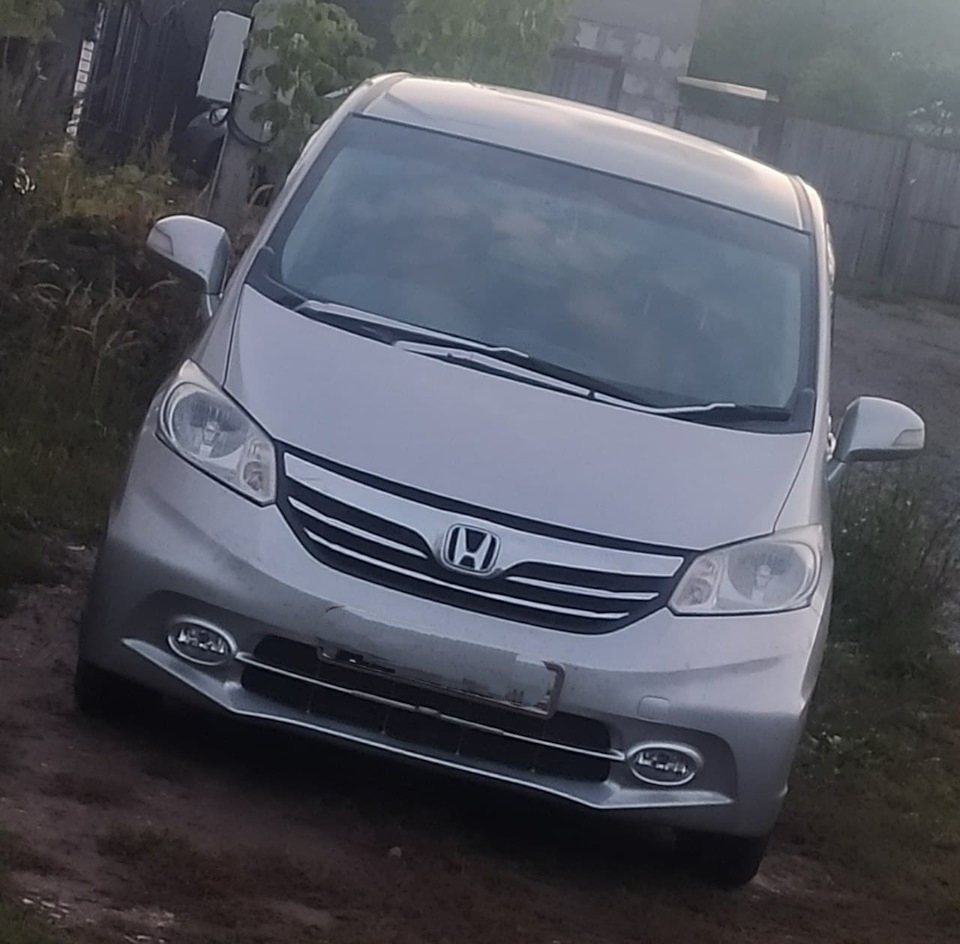 #38. Запчасти на будущее — Honda Freed (1G), 1,5 л, 2012 года ...