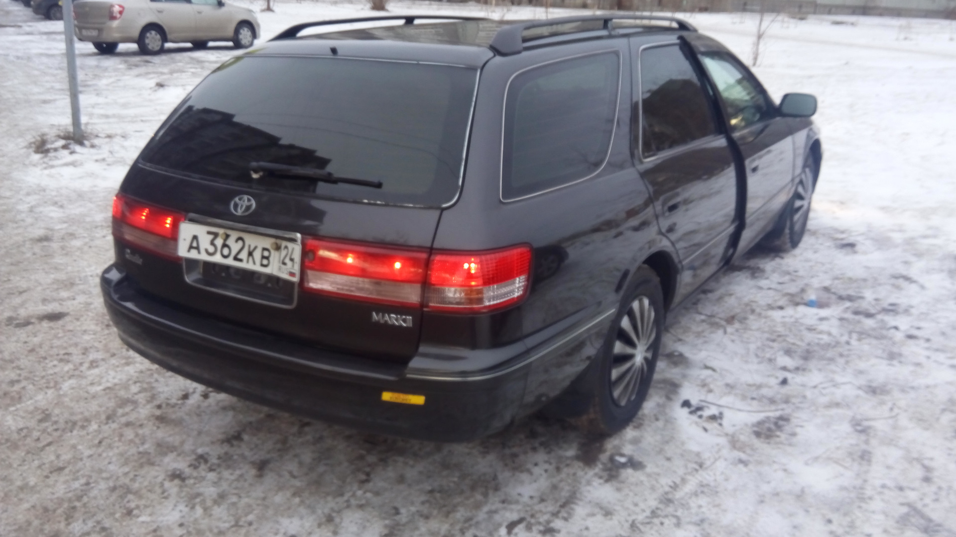 Toyota Mark II Qualis 2.2 бензиновый 2001 | 2.2 на DRIVE2