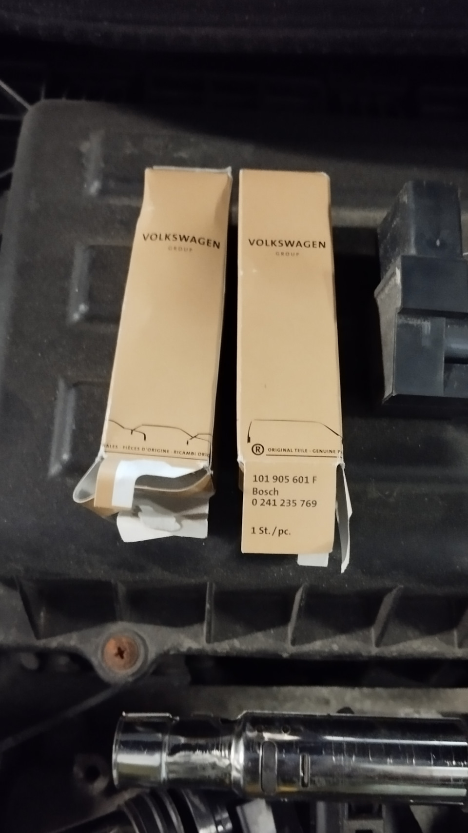 101905601F Свеча зажигания LongLife VAG | Запчасти на DRIVE2