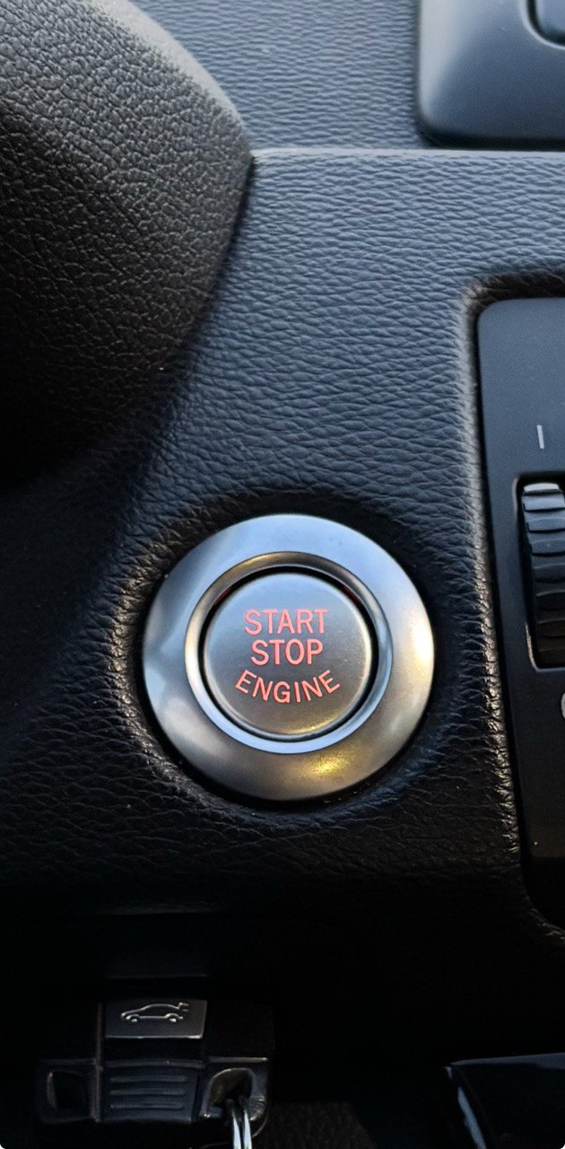 20. Накладка кнопки START STOP — BMW 1 series Coupe (E82), 2 л, 2008 года | стайлинг | DRIVE2