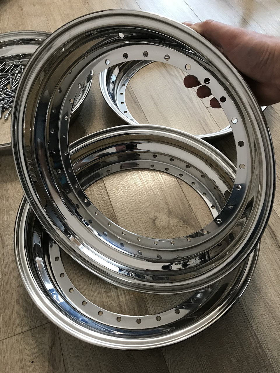 В этом году будем шире! Новые полки для трёхсоставных Speedline Mistral ...