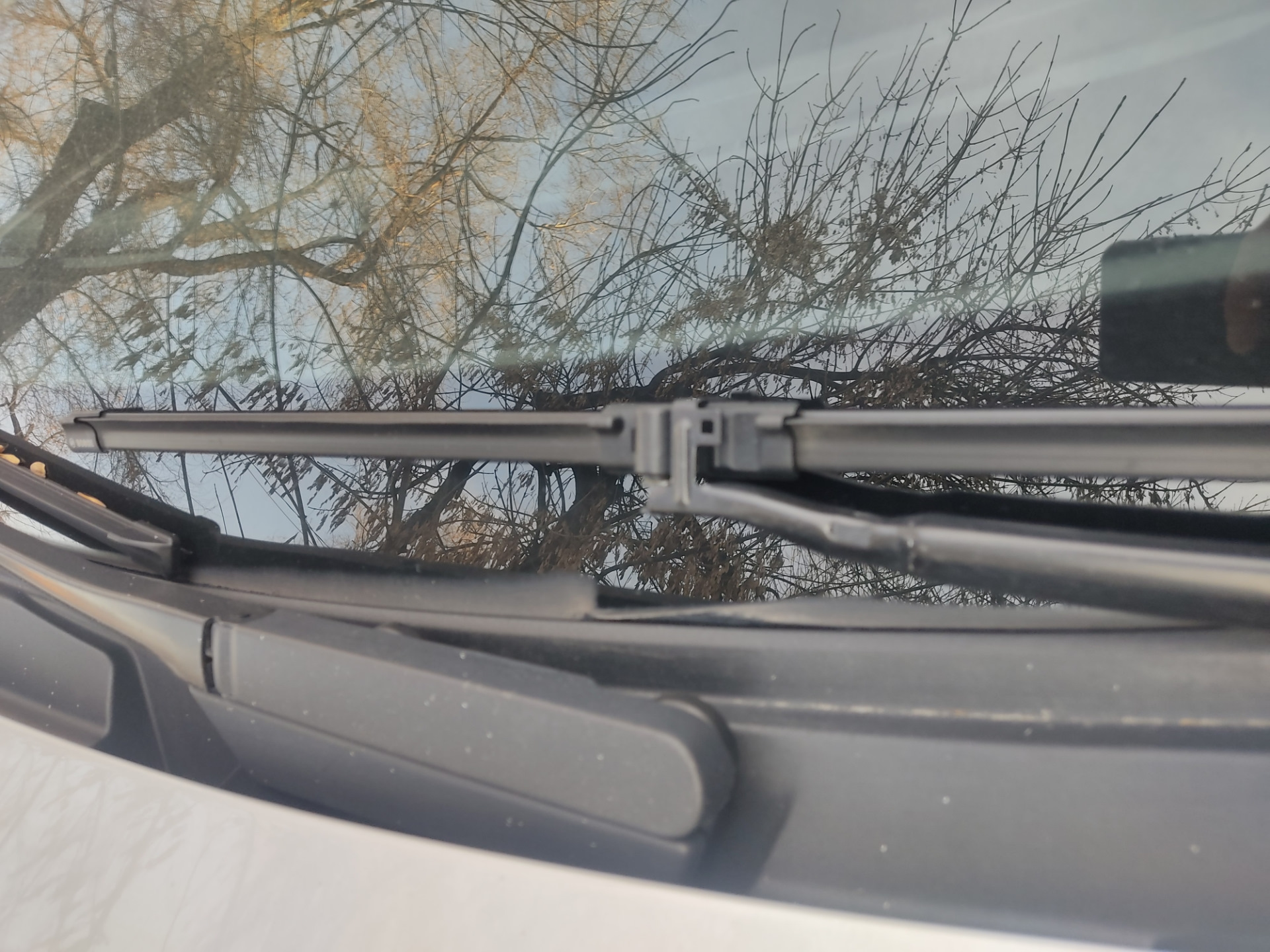 Заглушки на передние дворники. — Volkswagen Touareg (1G), 3,2 л, 2005 ...