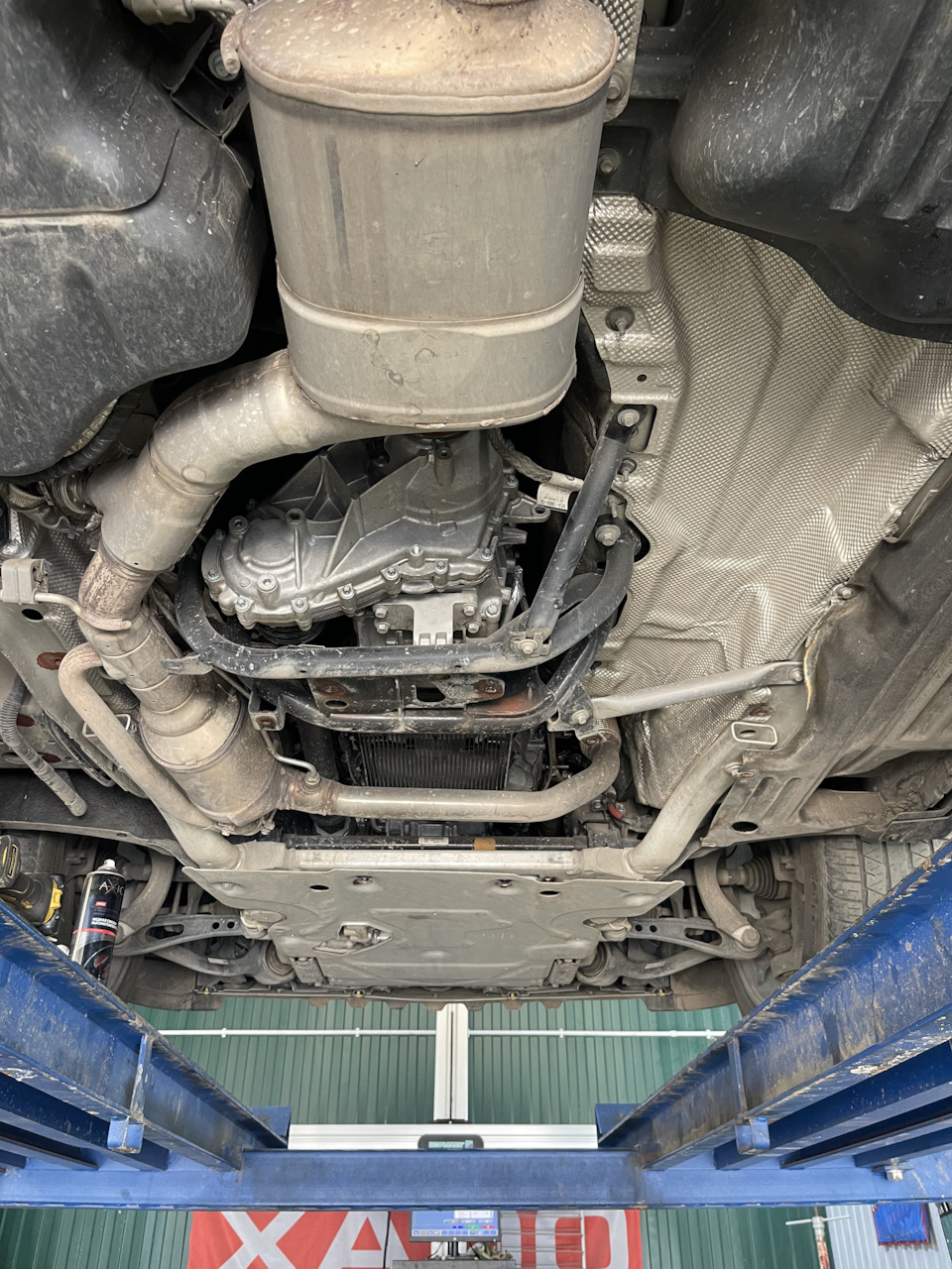 Выдвижные подножки — Land Rover Range Rover Sport (2G), 3 л, 2019 года ...
