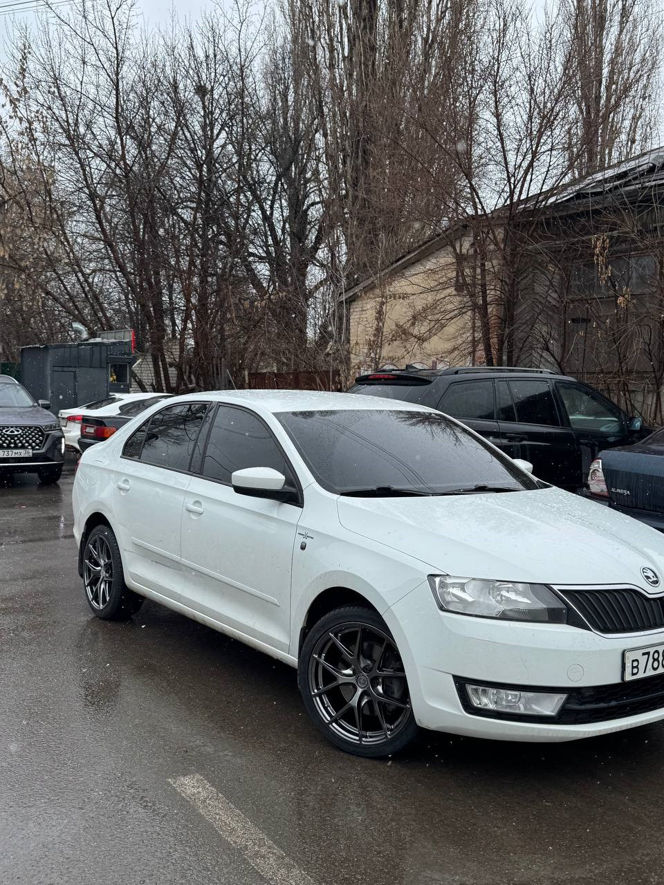 Новые диски HRE P101 R17 и переобувка на лето — Skoda Rapid (1G), 1,6 л ...
