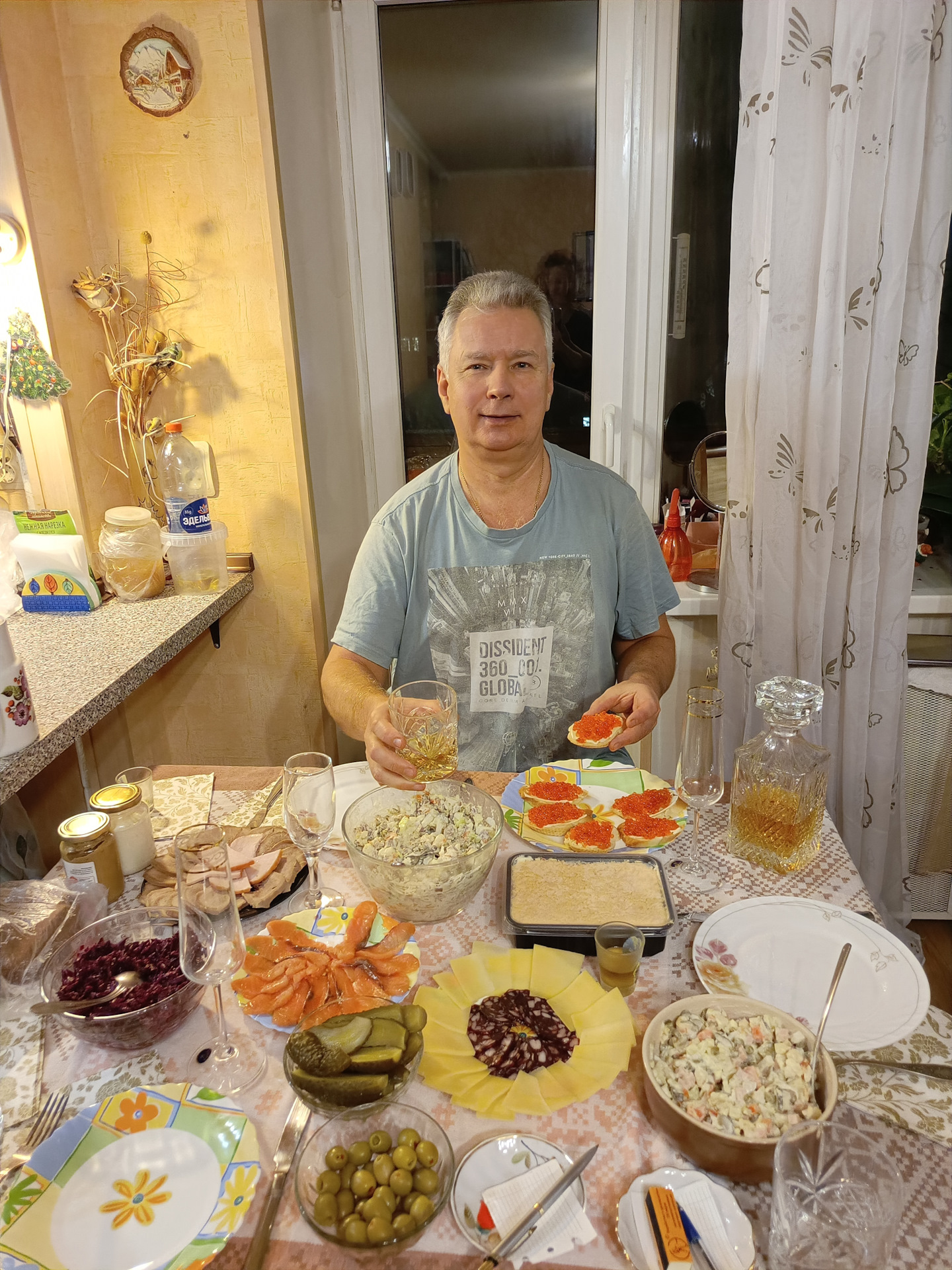 С Новым 2024 🎄 — Сообщество «Food & Wine» на DRIVE2