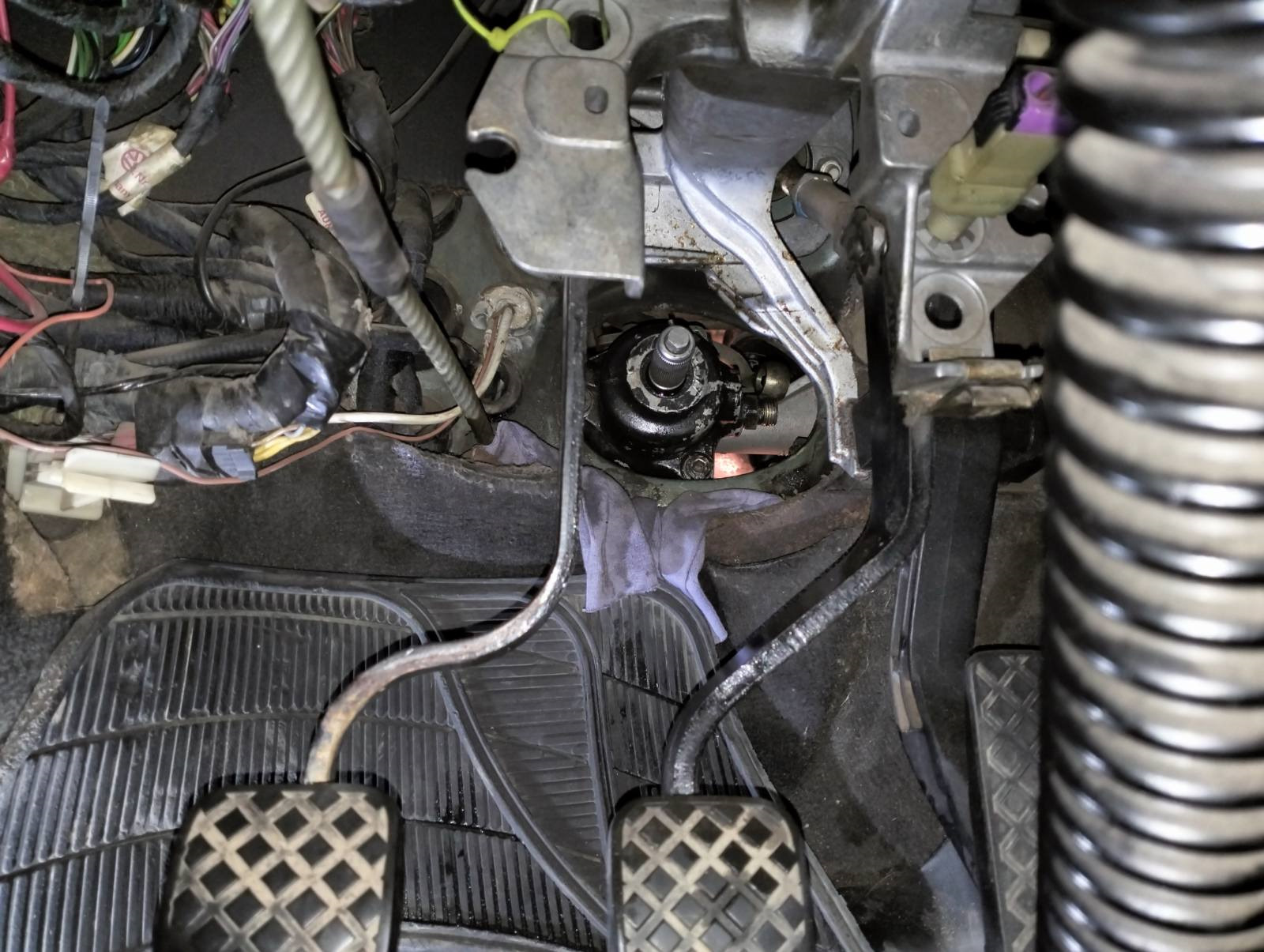 Замена рулевой рейки ZF с ГУР Ауди80. — Audi 80 (B3), 1,8 л, 1989 года ...