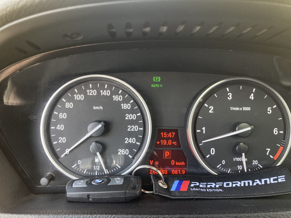 9. AUTO HOLD — BMW X5 (E70), 4,8 л, 2007 года | другое | DRIVE2