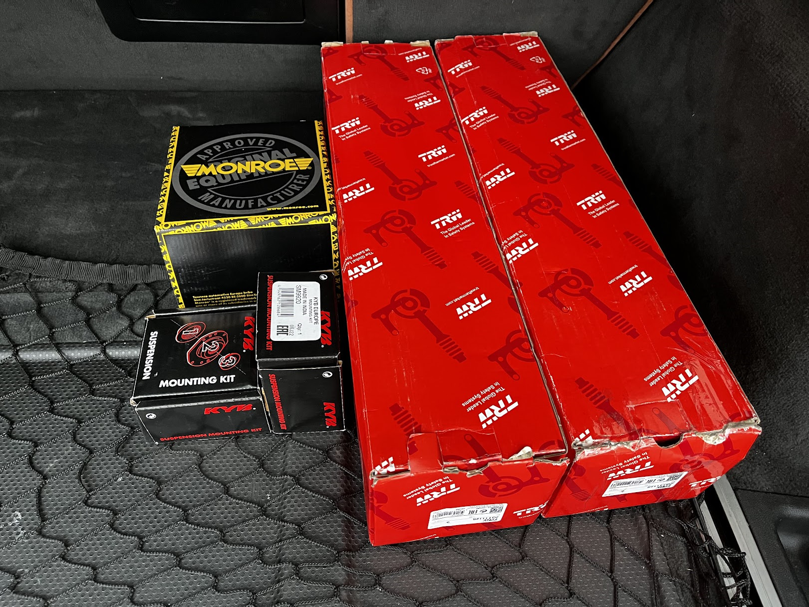 Замена пружин и амортизаторов 2 оси — BMW X3 (E83), 3 л, 2007 года ...