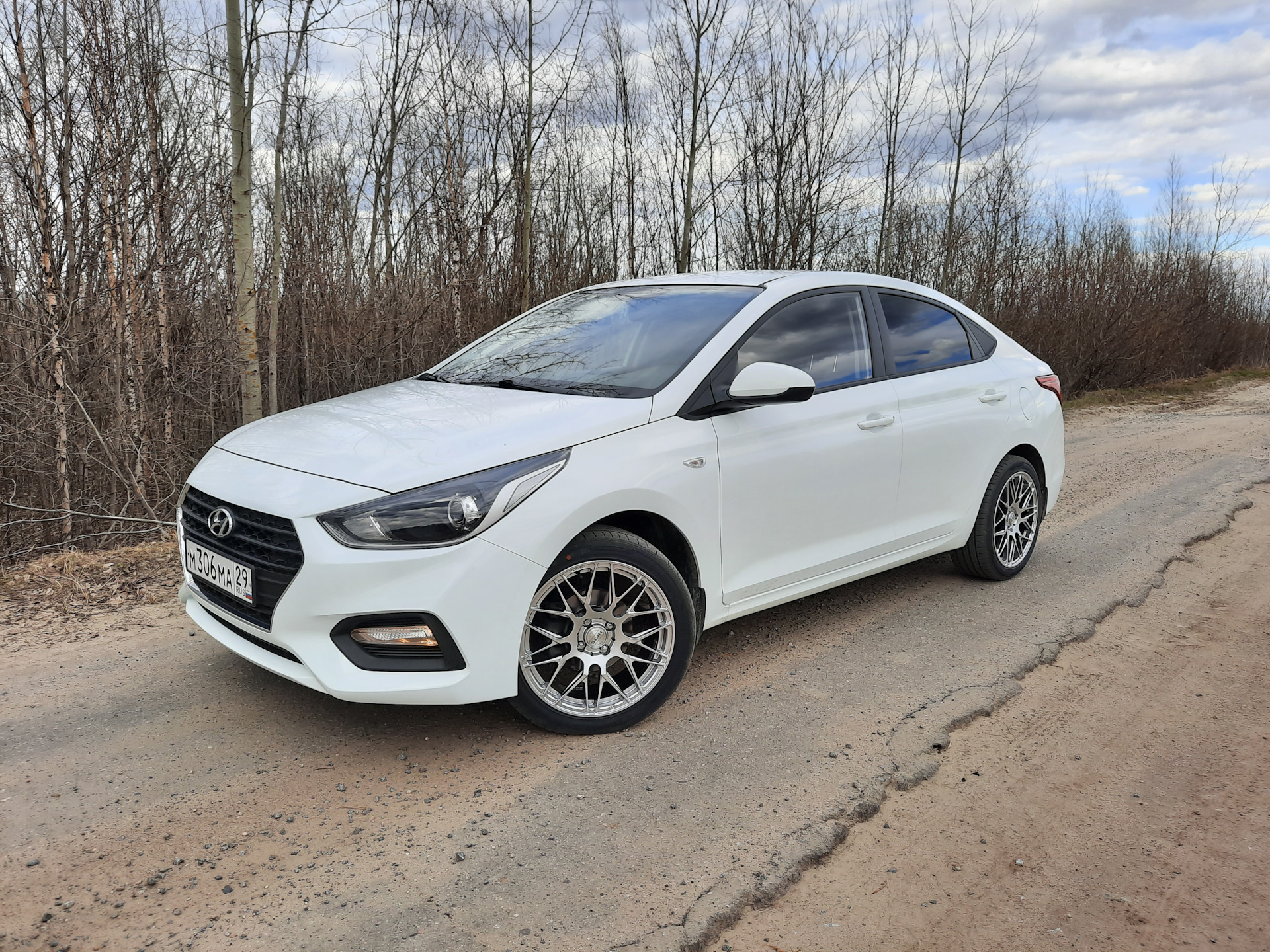 Кованые диски "Slik" — Hyundai Solaris (2G), 1,6 л, 2017 года ...