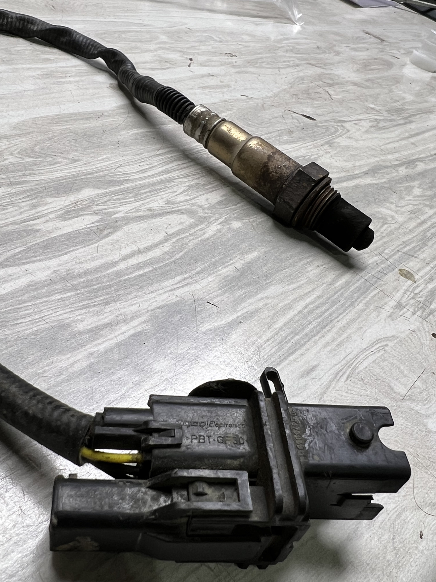 Замена кислородного датчика — Infiniti G35 Sedan (V35), 3,5 л, 2003 ...