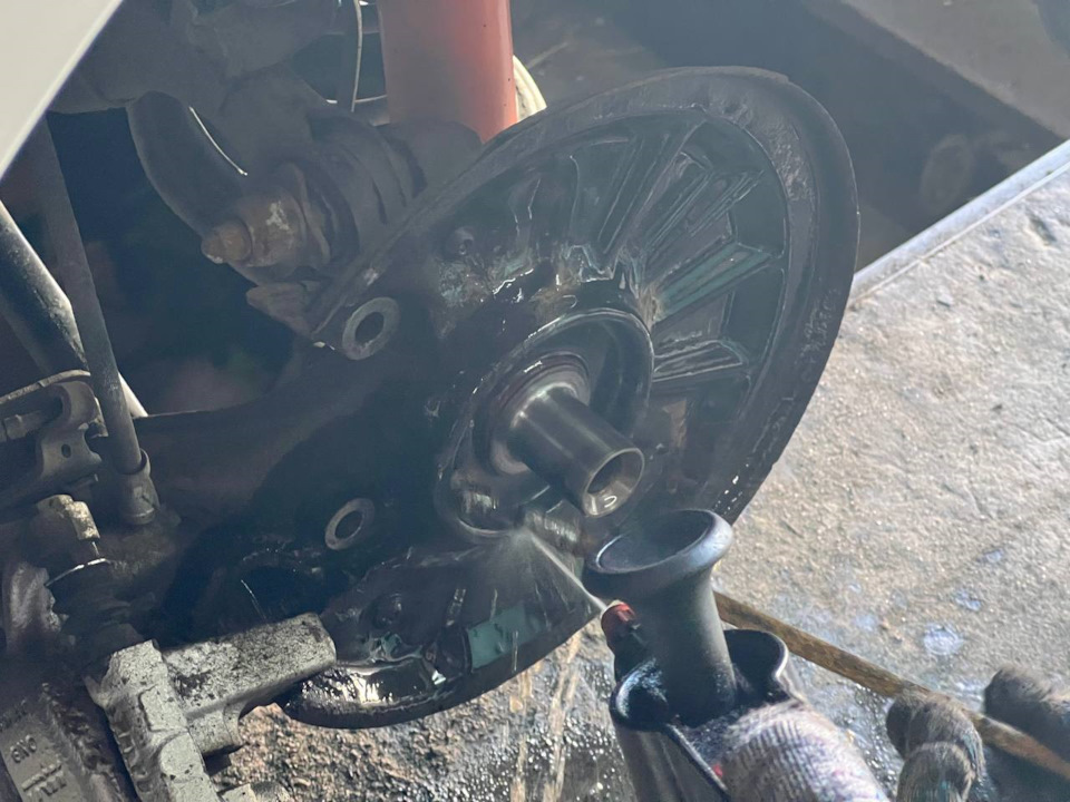 Ступицы Задние — 262750 км. — Skoda Octavia A7 Mk3, 1,8 л, 2013 года ...