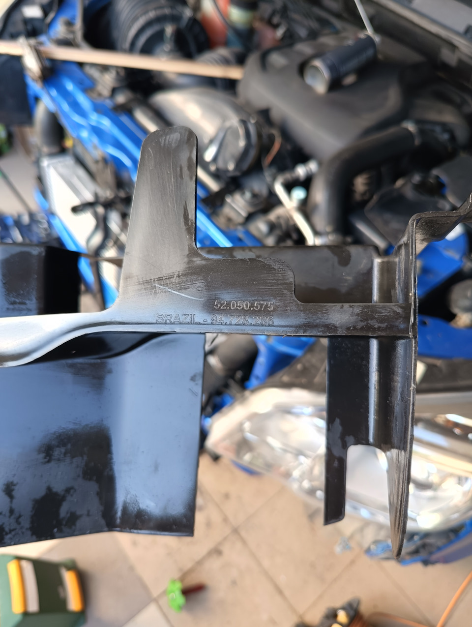 144. Замена интеркулера — Chevrolet TrailBlazer (2G), 2,8 л, 2014 года ...