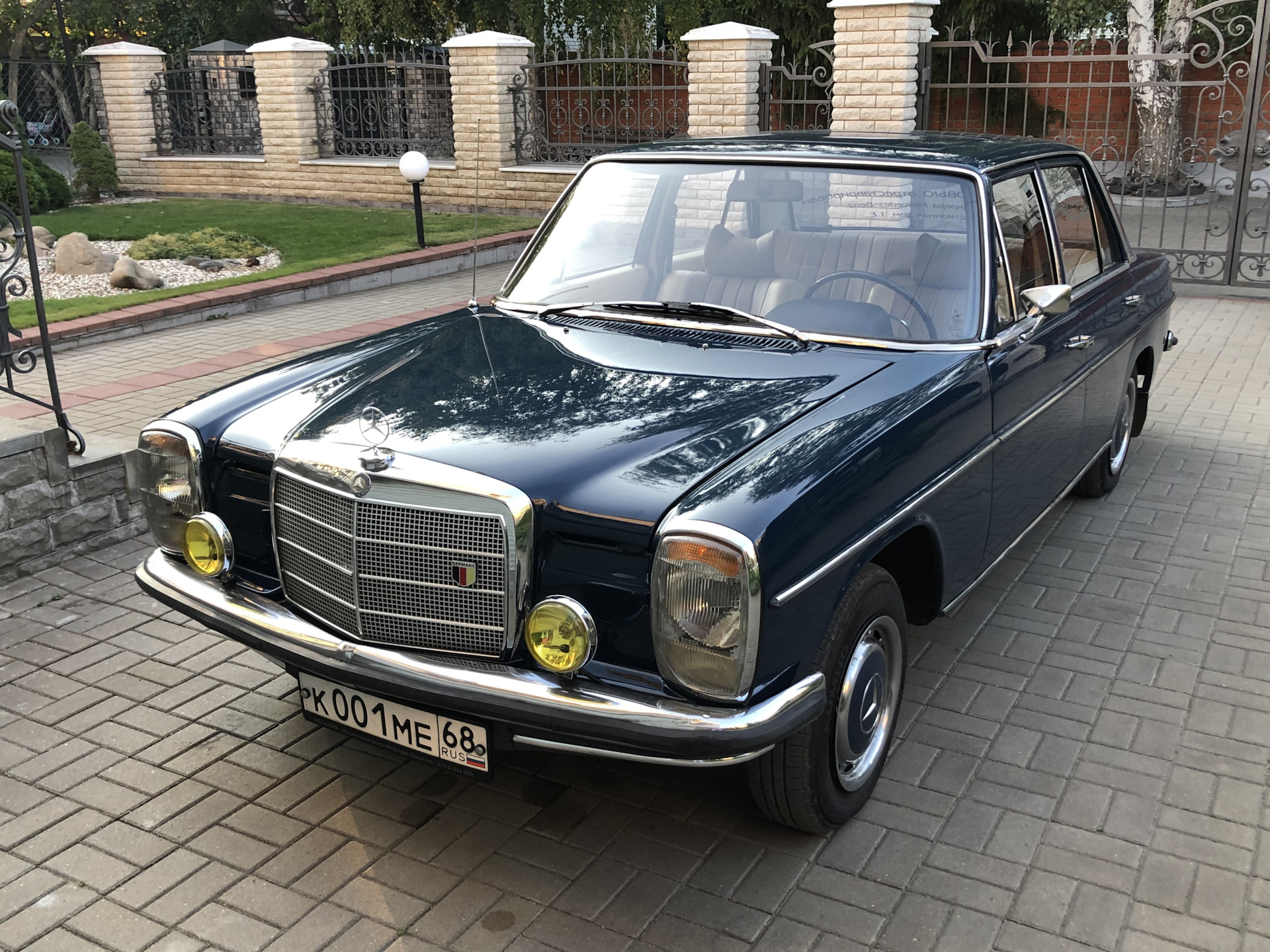 Мерседес W 115 — Mercedes-Benz W115, 2,2 л, 1973 года | фотография | DRIVE2