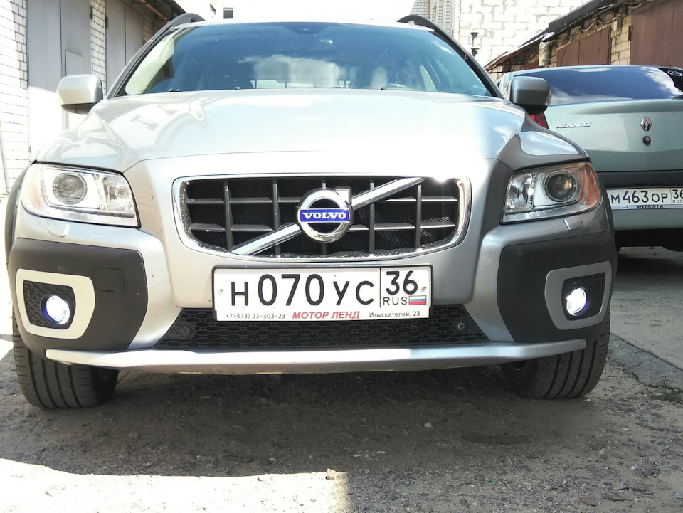 Вольво ХС70. Восстановление противотуманок — Volvo XC70 III, 3,2 л ...