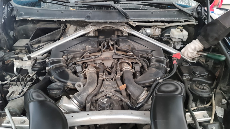 Свечи и катушки зажигания — BMW X6 (E71/E72), 4,4 л, 2010 года ...