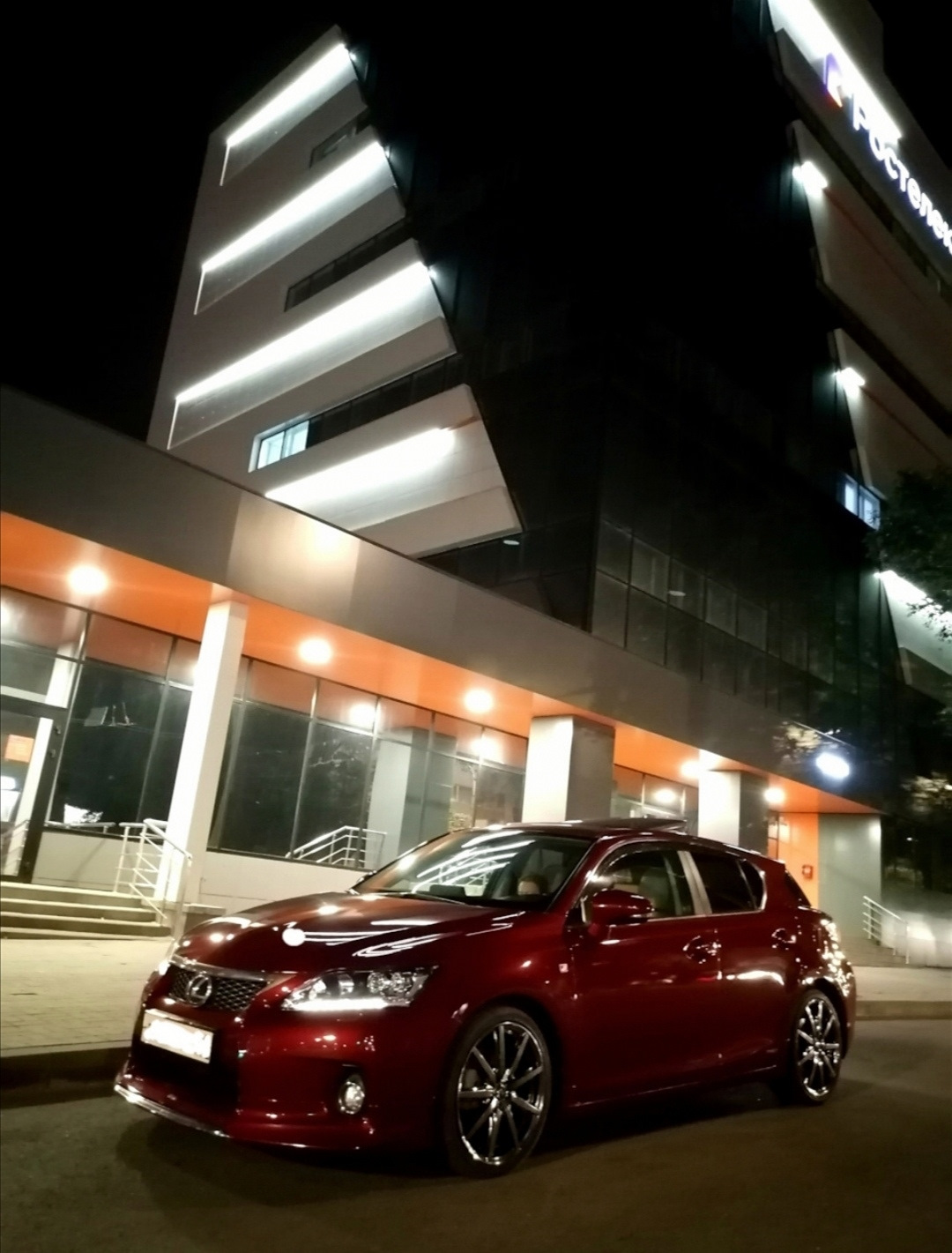 "Low Key Battery"(низкий заряд батареи ключа) — Lexus CT 200h, 1,8 л ...