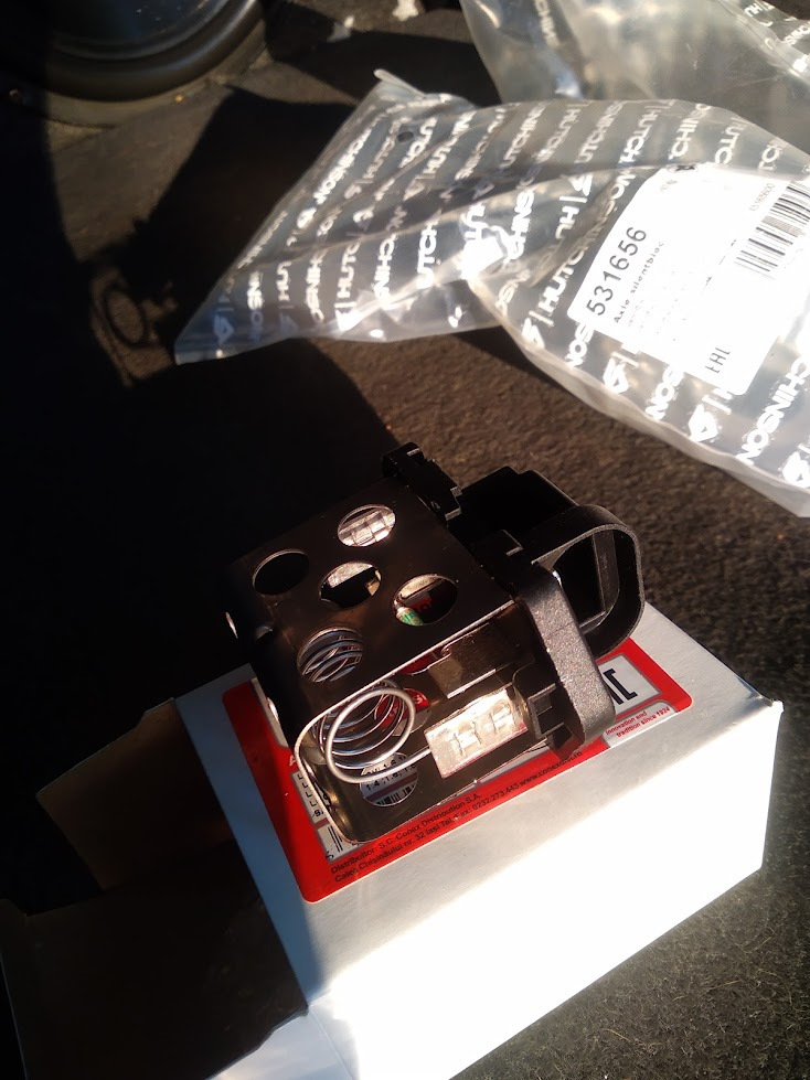 Сайлентблоки задней балки, колодки, охлаждение. — Renault Laguna II, 1 ...