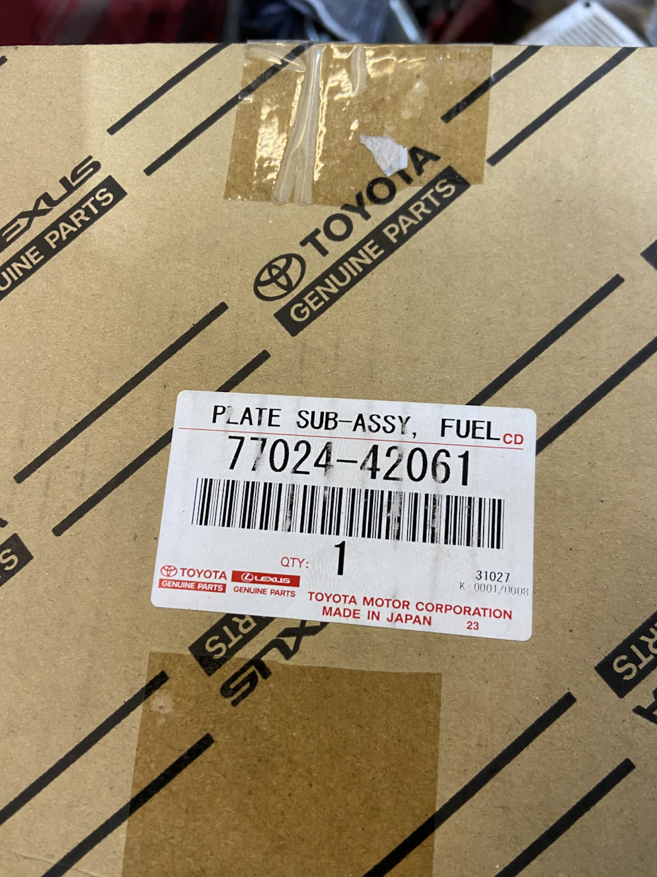 Замена топливного фильтра — Toyota RAV4 (III), 2 л, 2007 года | своими ...