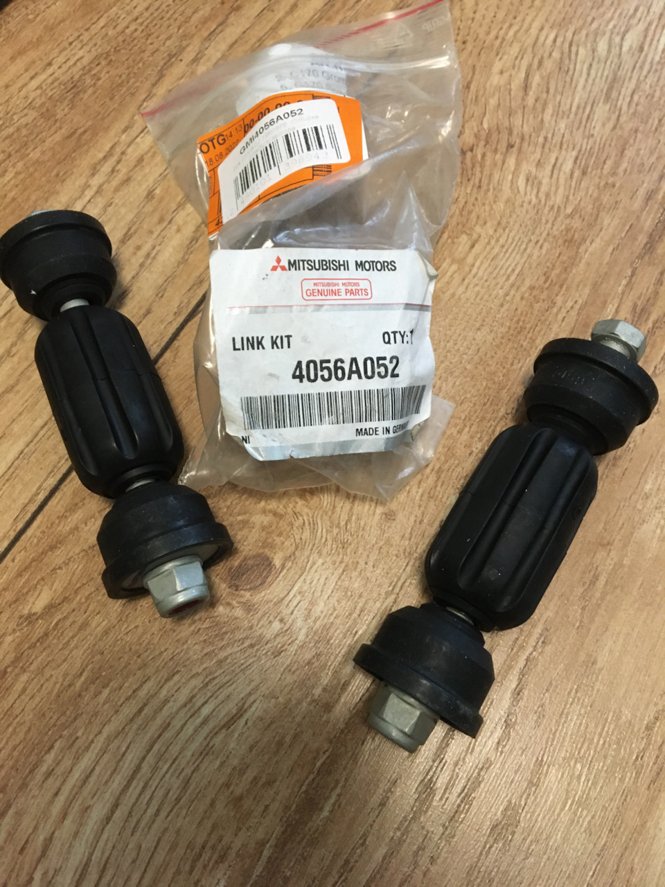 4056A052 Стойка стабилизатора Mitsubishi | Запчасти на DRIVE2