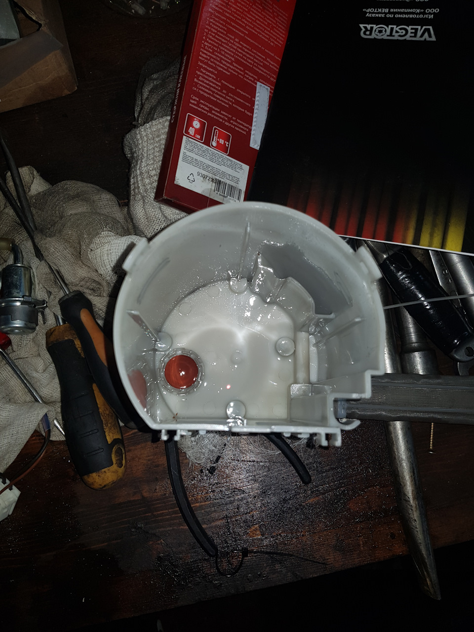 15. Замена топливных фильтров. (68) — KIA Ceed (2G), 1,6 л, 2013 года ...