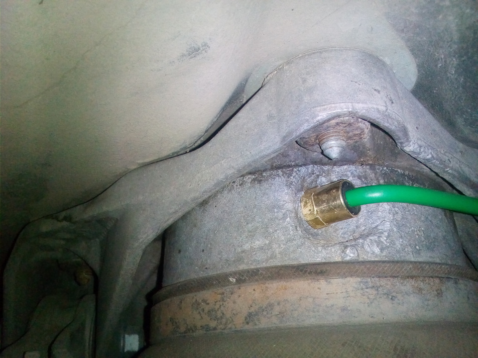 Пневмоподвеска. Камоци. — Volkswagen Touareg (1G), 2,5 л, 2006 года ...