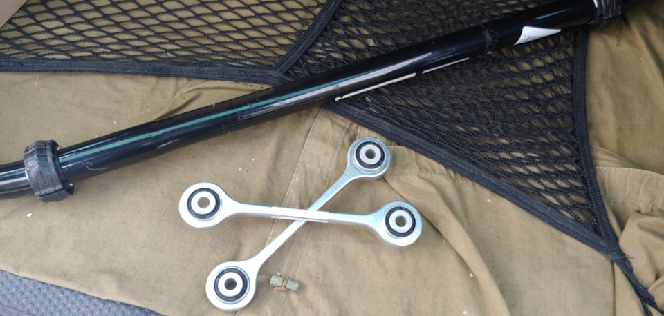 Передний стабилизатор — Volkswagen Touareg (2G), 3 л, 2013 года | визит ...