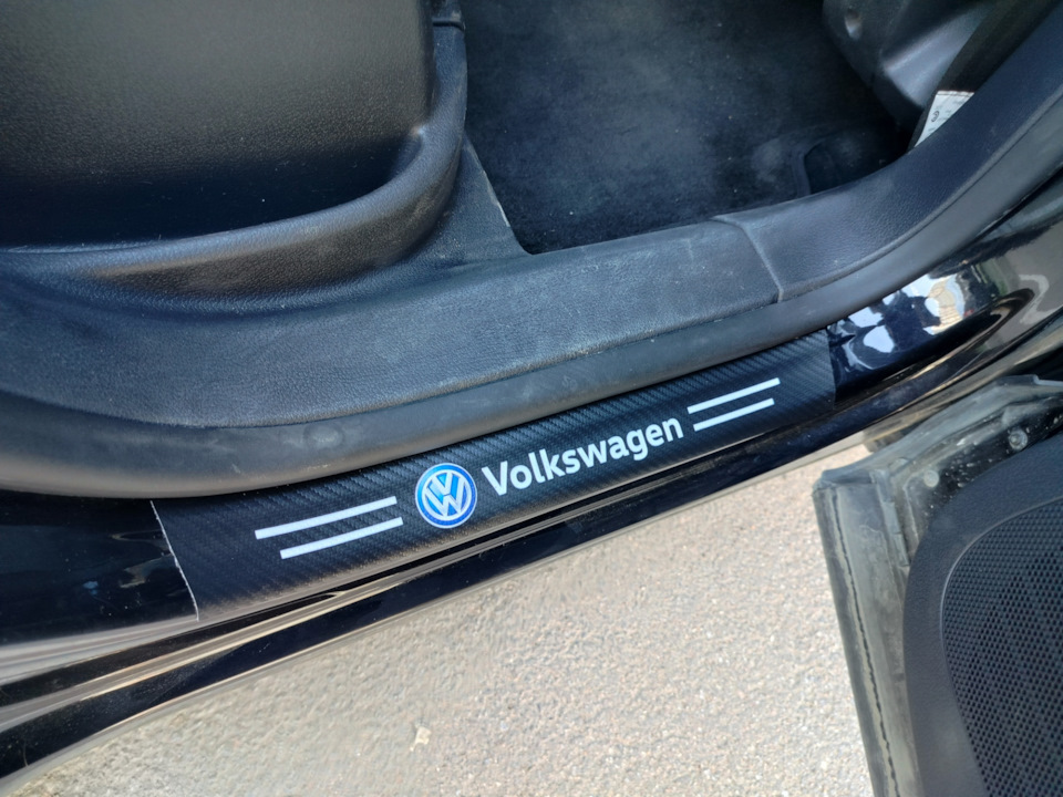 Наклейки на пороги Тигуан — Volkswagen Tiguan (1G), 2 л, 2013 года ...