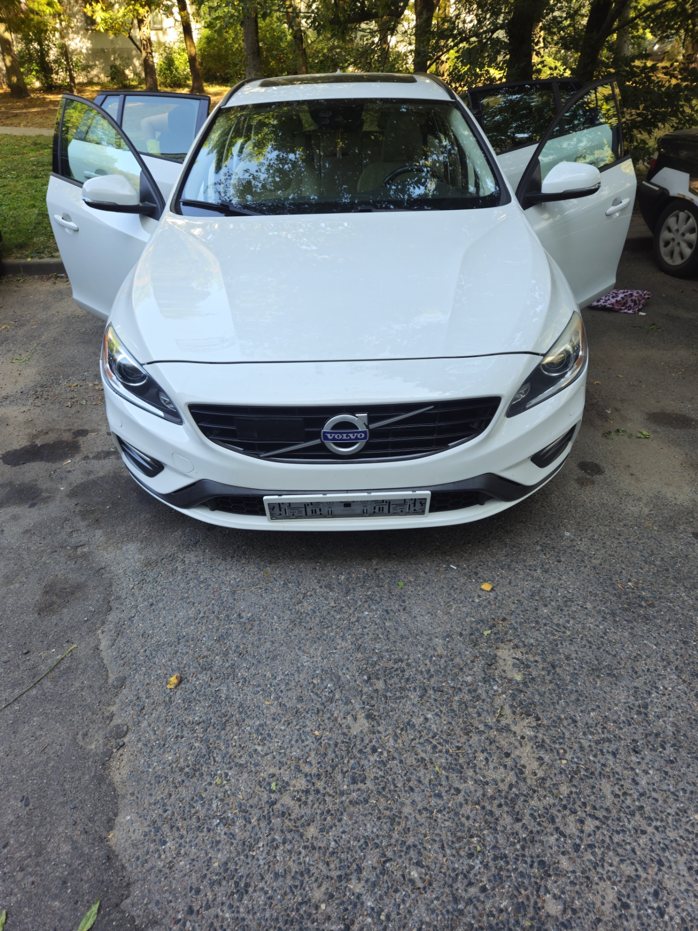 Первое ТО — Volvo V60 (1G), 2 л, 2018 года | плановое ТО | DRIVE2