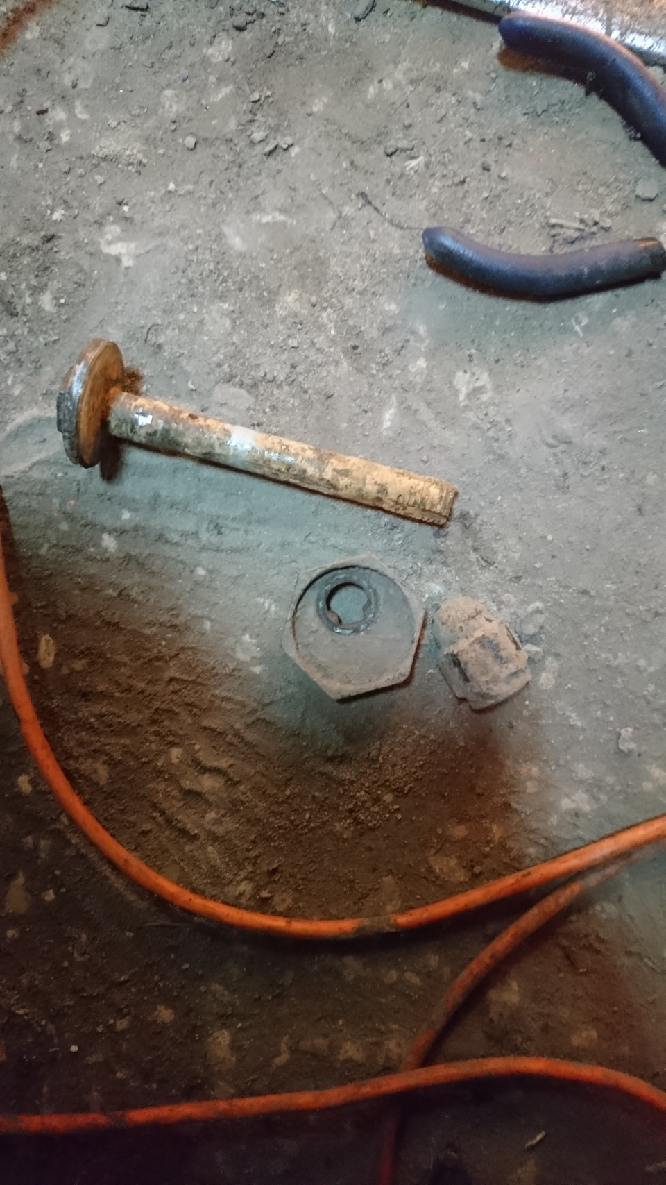 Теперь на пневме! — Audi A6 (C6), 3 л, 2005 года | своими руками | DRIVE2