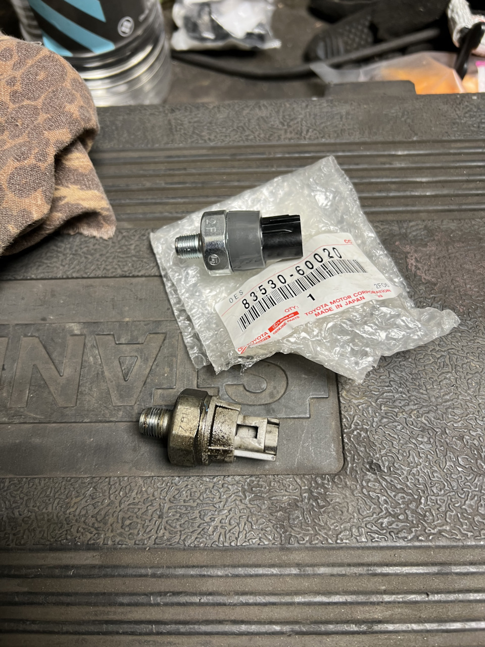 8353060030 Датчик, давление масла TOYOTA LEXUS | Запчасти на DRIVE2