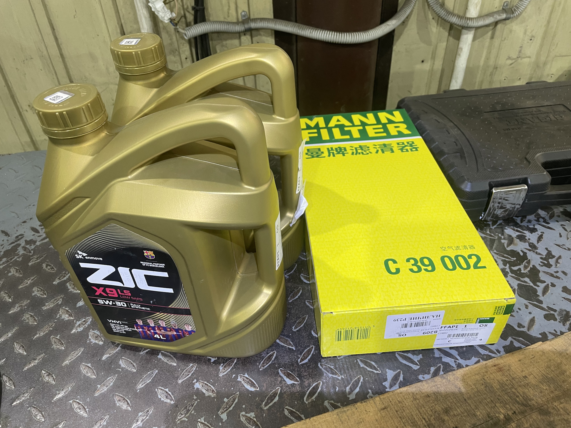 ТО, масло в редукторах — Volkswagen Touareg (1G), 2,5 л, 2006 года ...