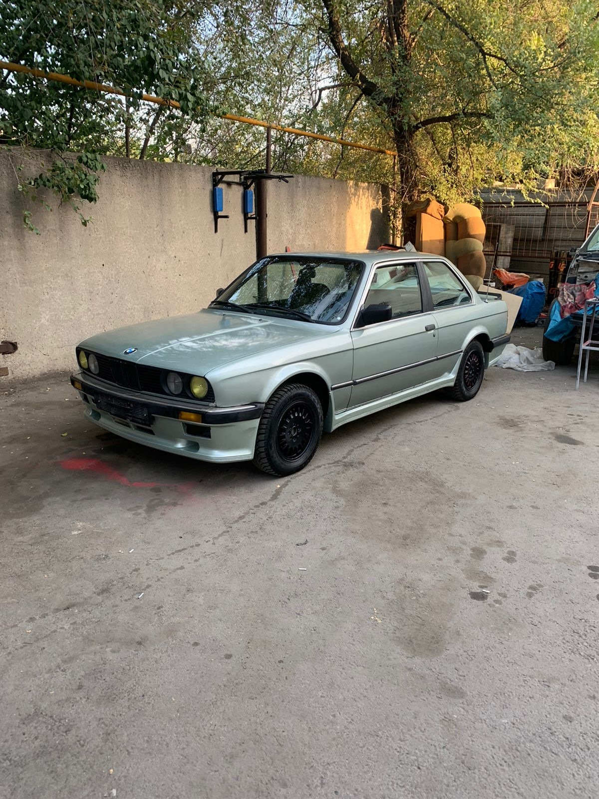 Пока — BMW 3 series (E30), 2,5 л, 1984 года | фотография | DRIVE2