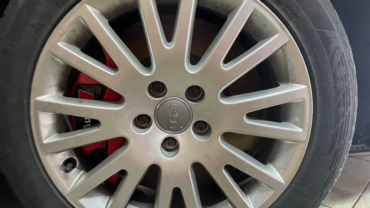 Установка суппортов от A8 D3 и полная замена тормозной жидкости — Audi ...