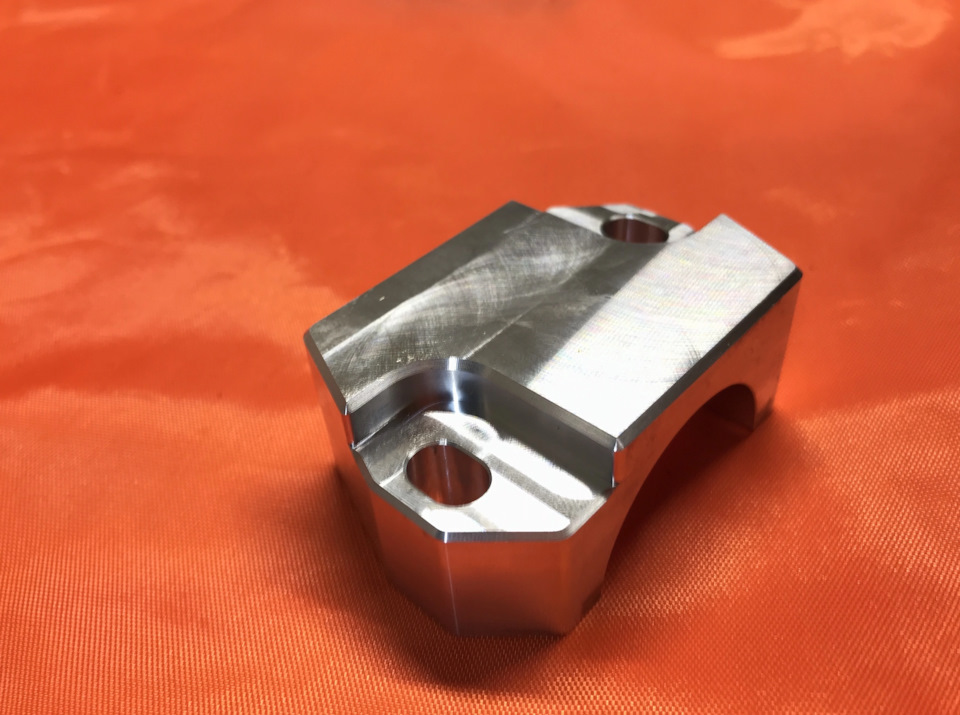 Усиленный передний кронштейн переднего стабилизатора Mercedes W211 ...