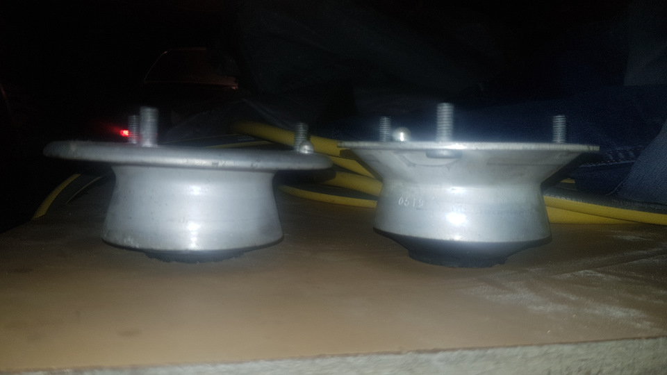 Передние стойки амортизатора S226A — BMW 3 series (E46), 3 л, 2003 года ...