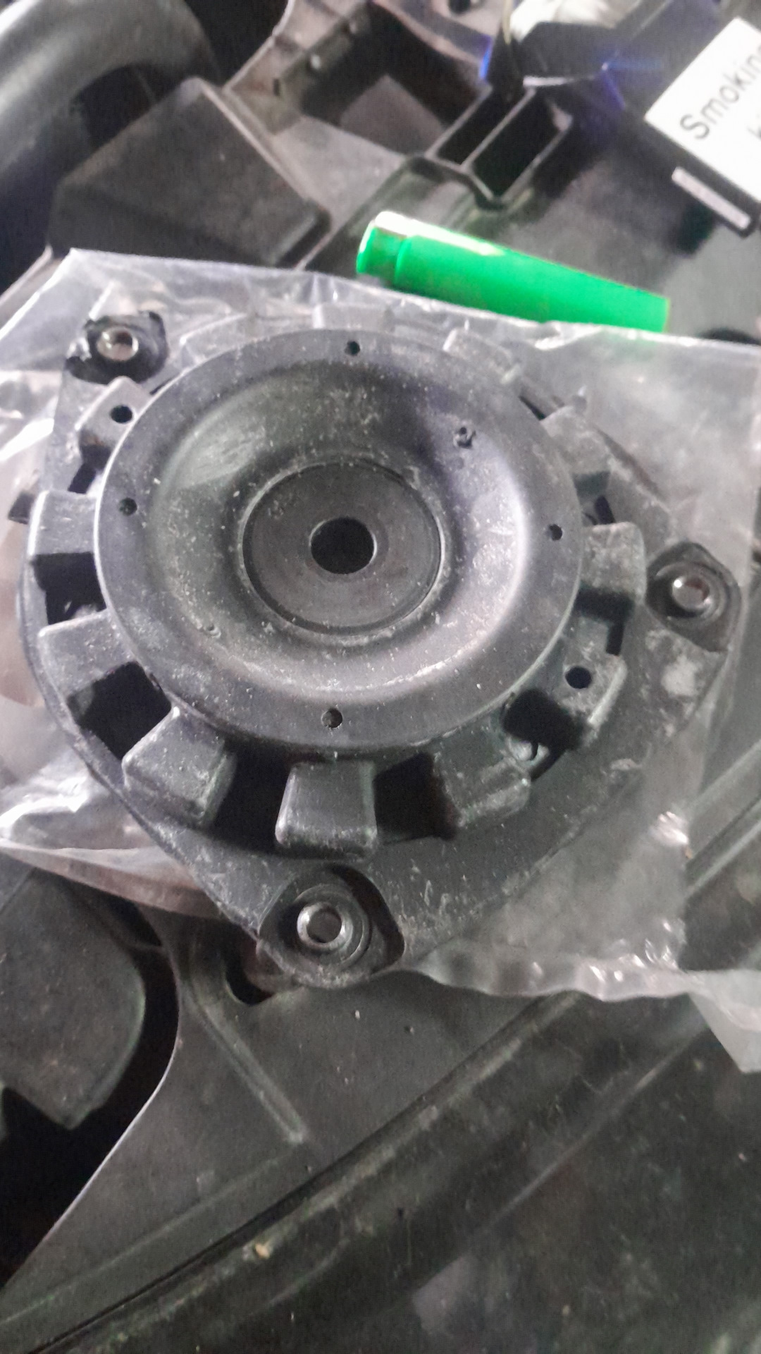 Стойки, масло, 2 фильтра — Renault Megane III, 1,5 л, 2010 года ...