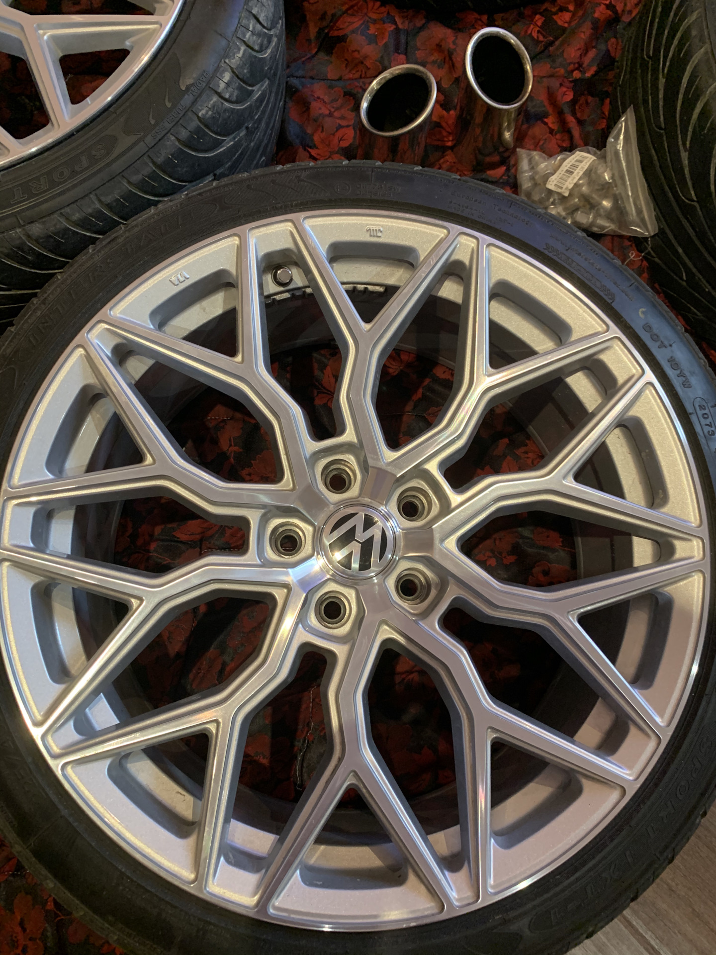 #32 Переобулся на лето R19 — Volkswagen Passat CC, 1,8 л, 2013 года ...