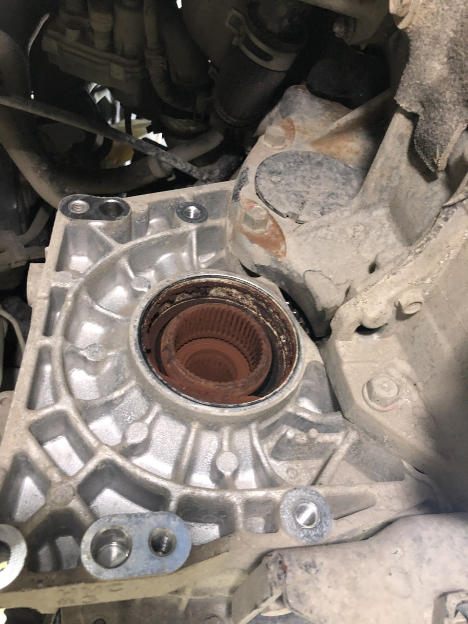 Обслуживание раздаточной коробки — Hyundai Santa Fe (3G), 2,2 л, 2016 ...