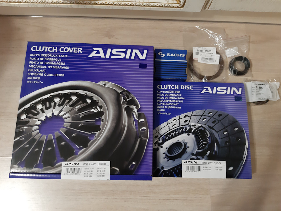 Замена сцепления и левого привода в сборе. — Toyota Avensis II, 1,8 л ...