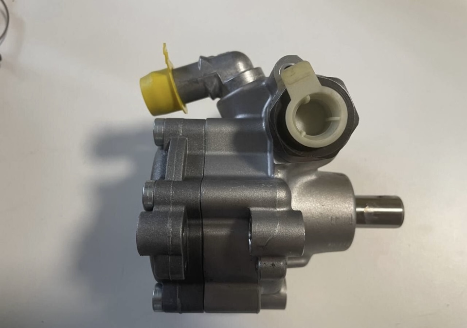 491105510R Насос гур (вал 15мм) RENAULT | Запчасти на DRIVE2