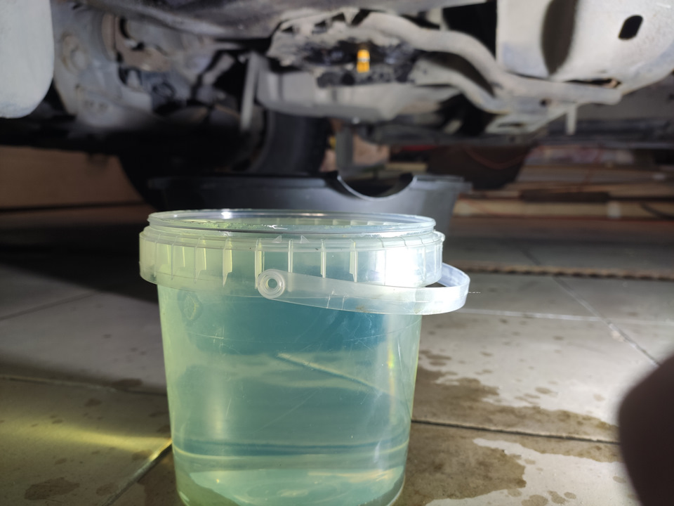 25. Вода в топливе — Chevrolet TrailBlazer (2G), 2,8 л, 2014 года ...